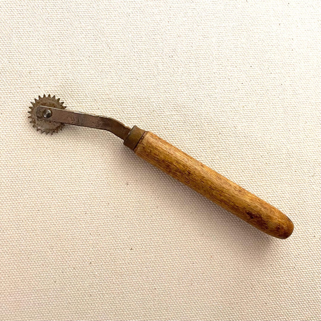 Vintage Serrated Tracing Wheel With Wooden Handle - Etsy