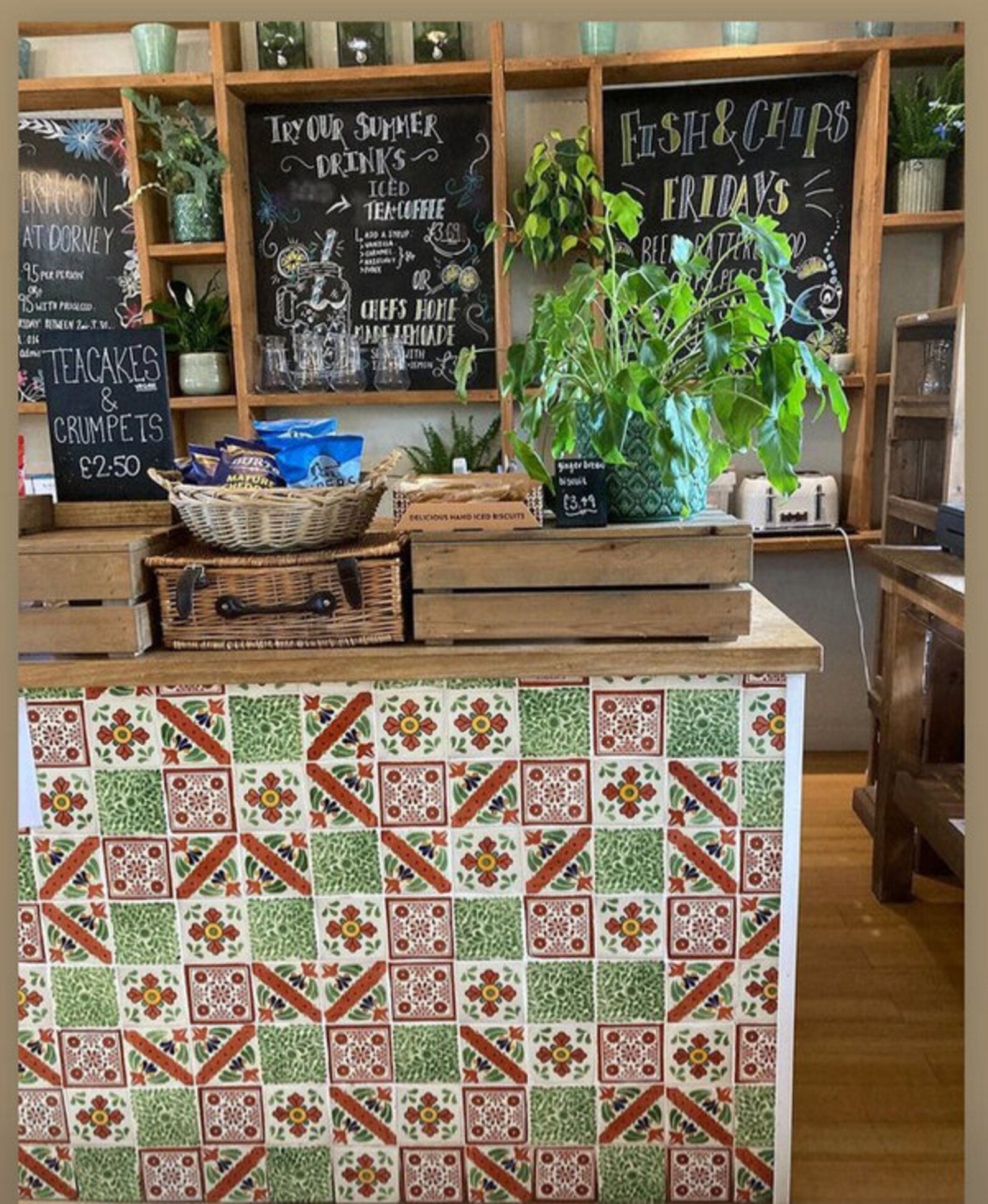 100 X Capelo Green Hand Made Glaze Terracotta Wall Tiles 105mm X 105mm ...