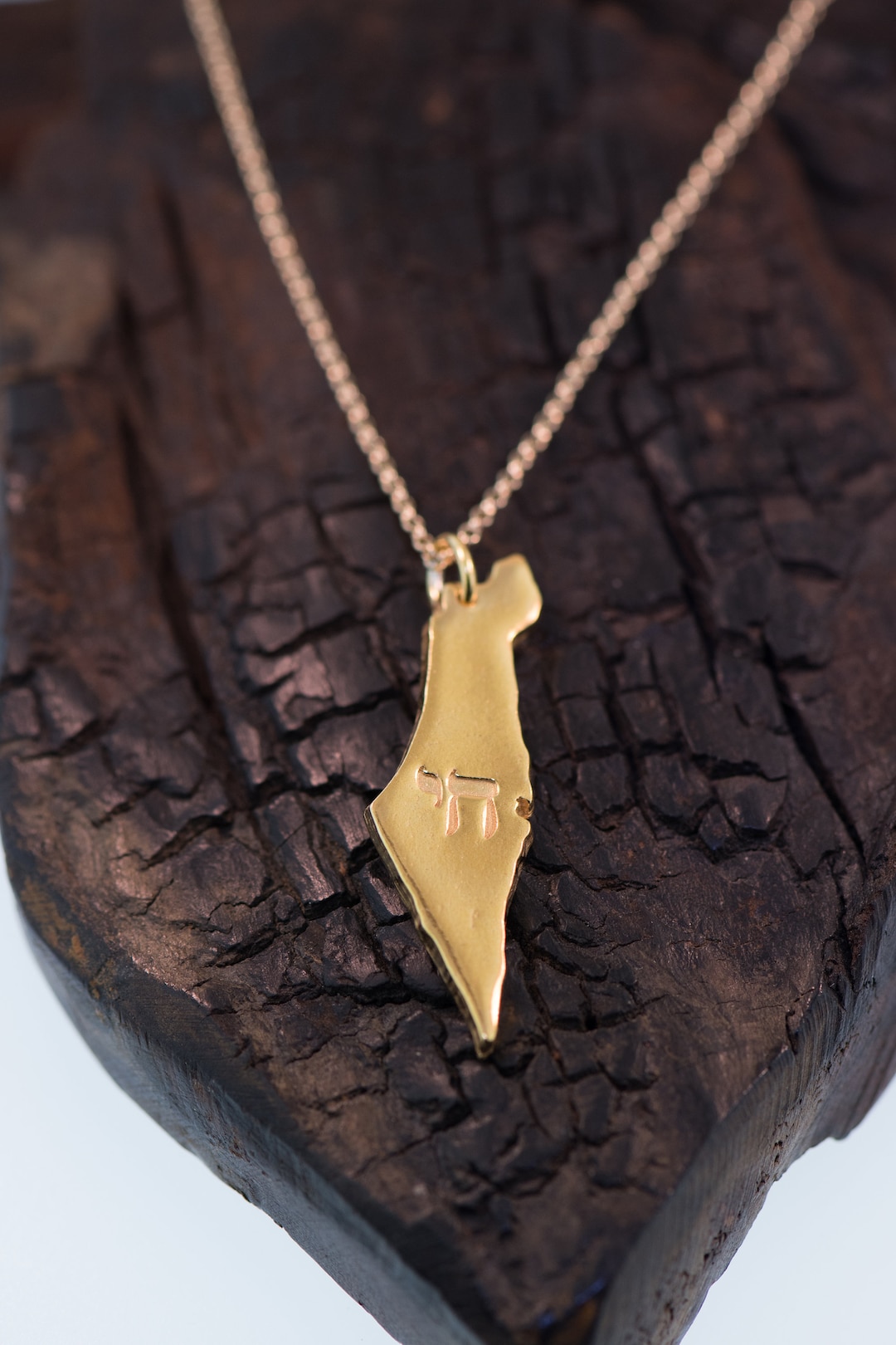 CHAI - 18 - חי Silhouette Map Necklace Silver or Gold - Etsy