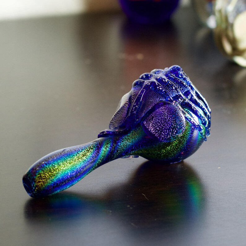 Facehugger Glass Pipe / Alien Pipe / Large Glass Spoon / Alien - Etsy