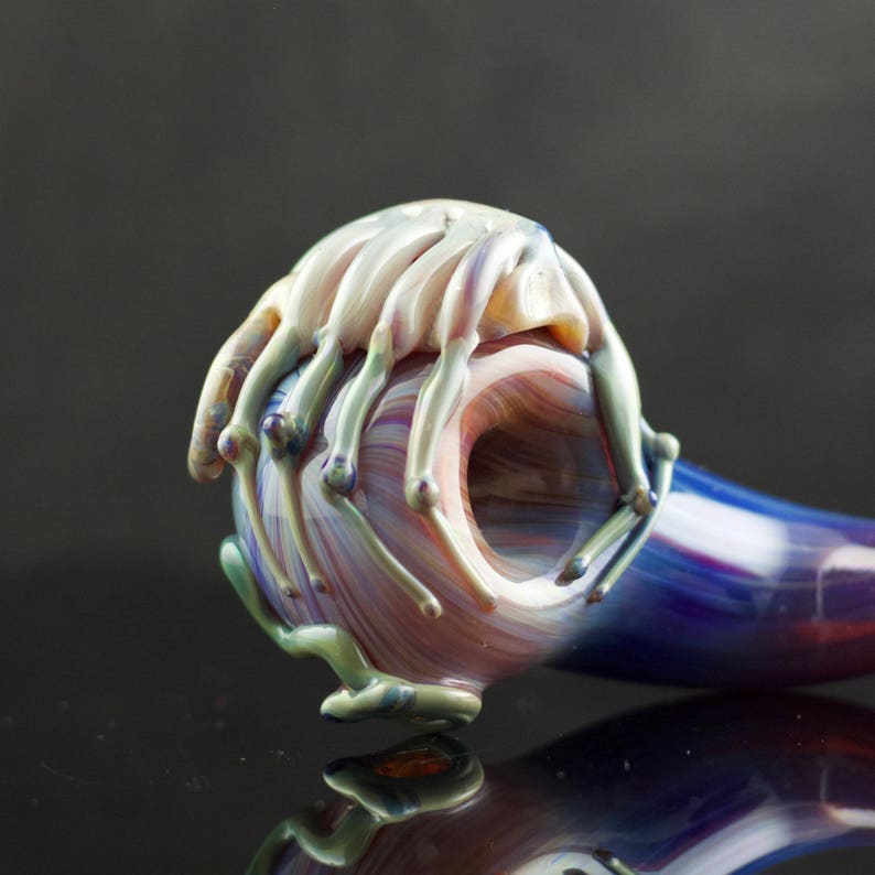 Facehugger Alien Glass Pipe / Large Sherlock / Alien Movie / | Etsy