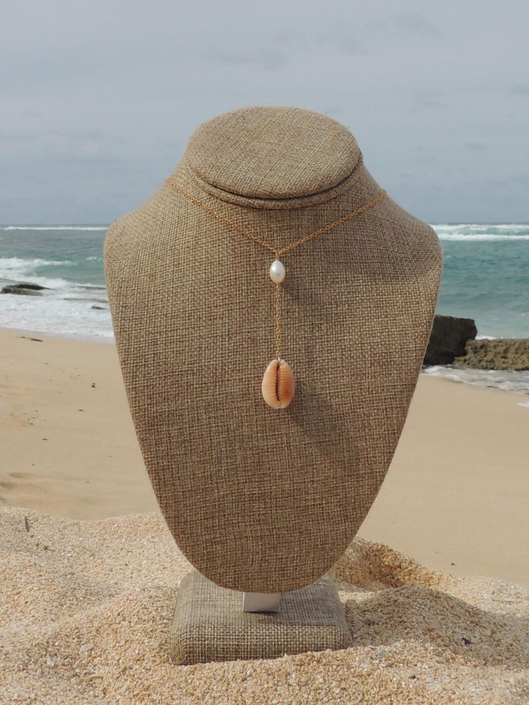 Hawaiian Honey Cowrie Shell Lariat Necklace, 14kt Gold Filled, Small ...