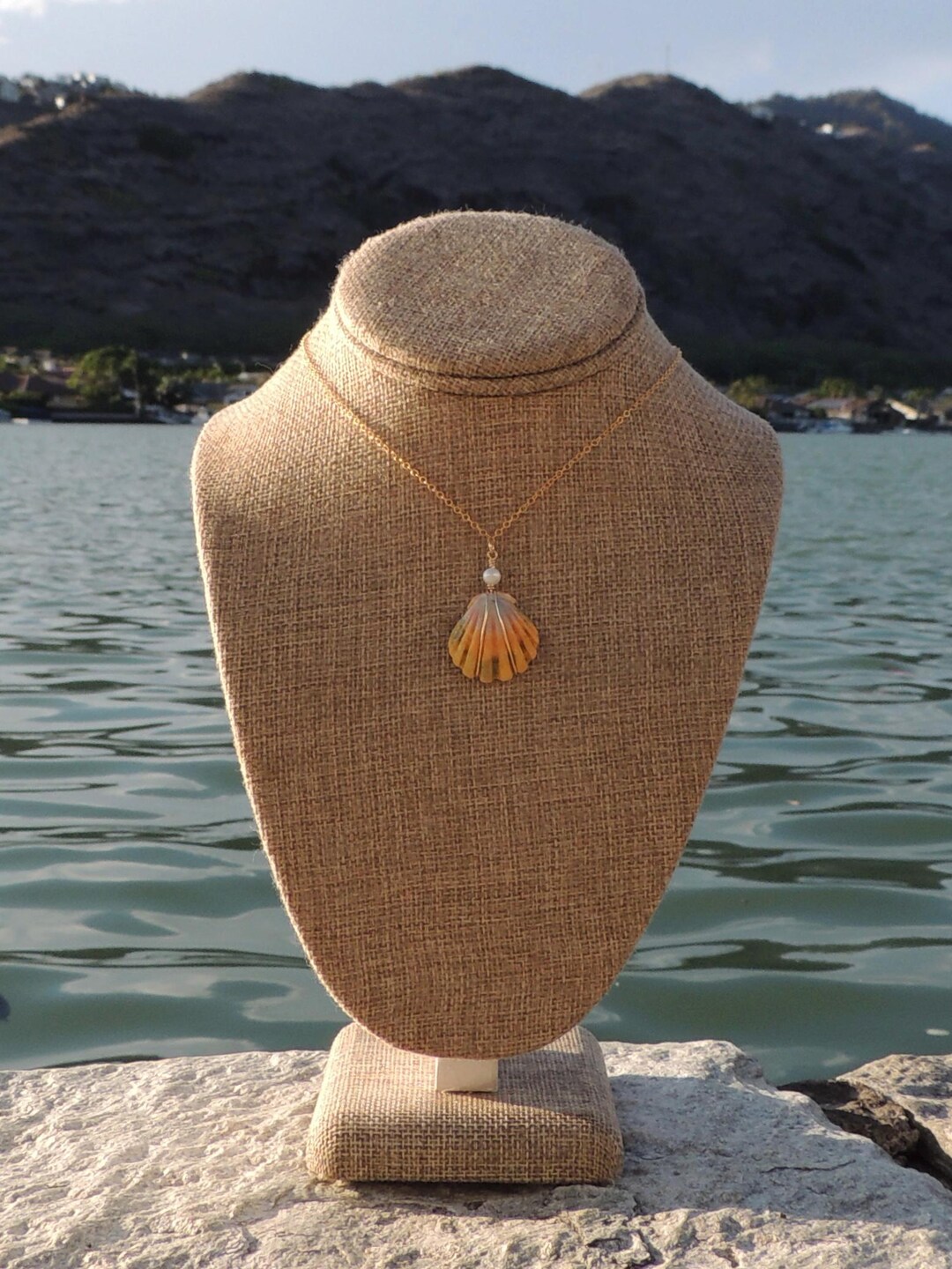 Hawaiian Sunrise Shell Necklace, 14kt Gold Filled, White Pearl, Wire ...