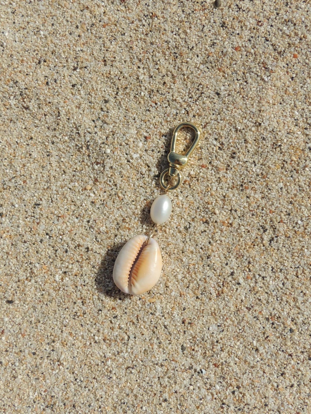 Hawaiian Honey Cowrie Shell Keychain, Bikini Charm, 14kt Gold Filled ...