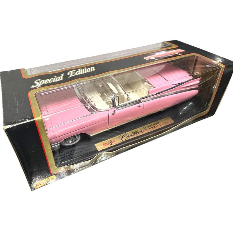 Vintage 1959 Cadillac Eldorado Biarritz- Pink Convertible - Maisto 1:18 ...