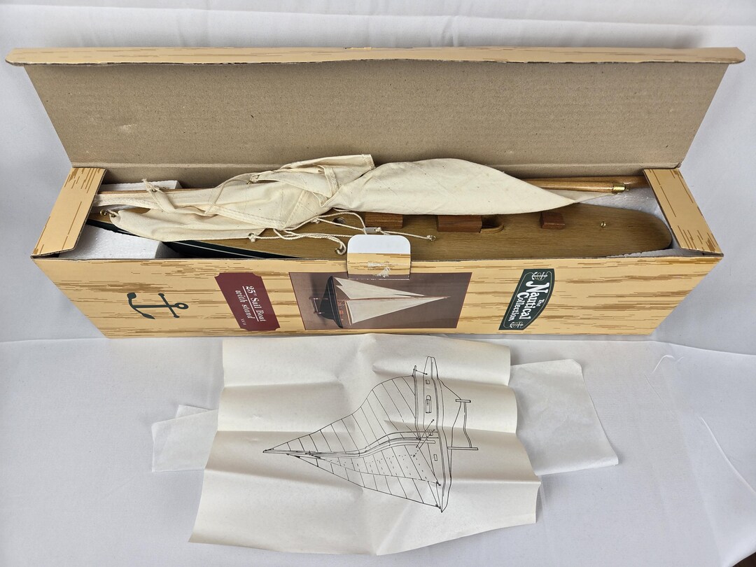 NOS 2000 Heritage Mint 25" Sailboat With Stand Model Kit - Etsy