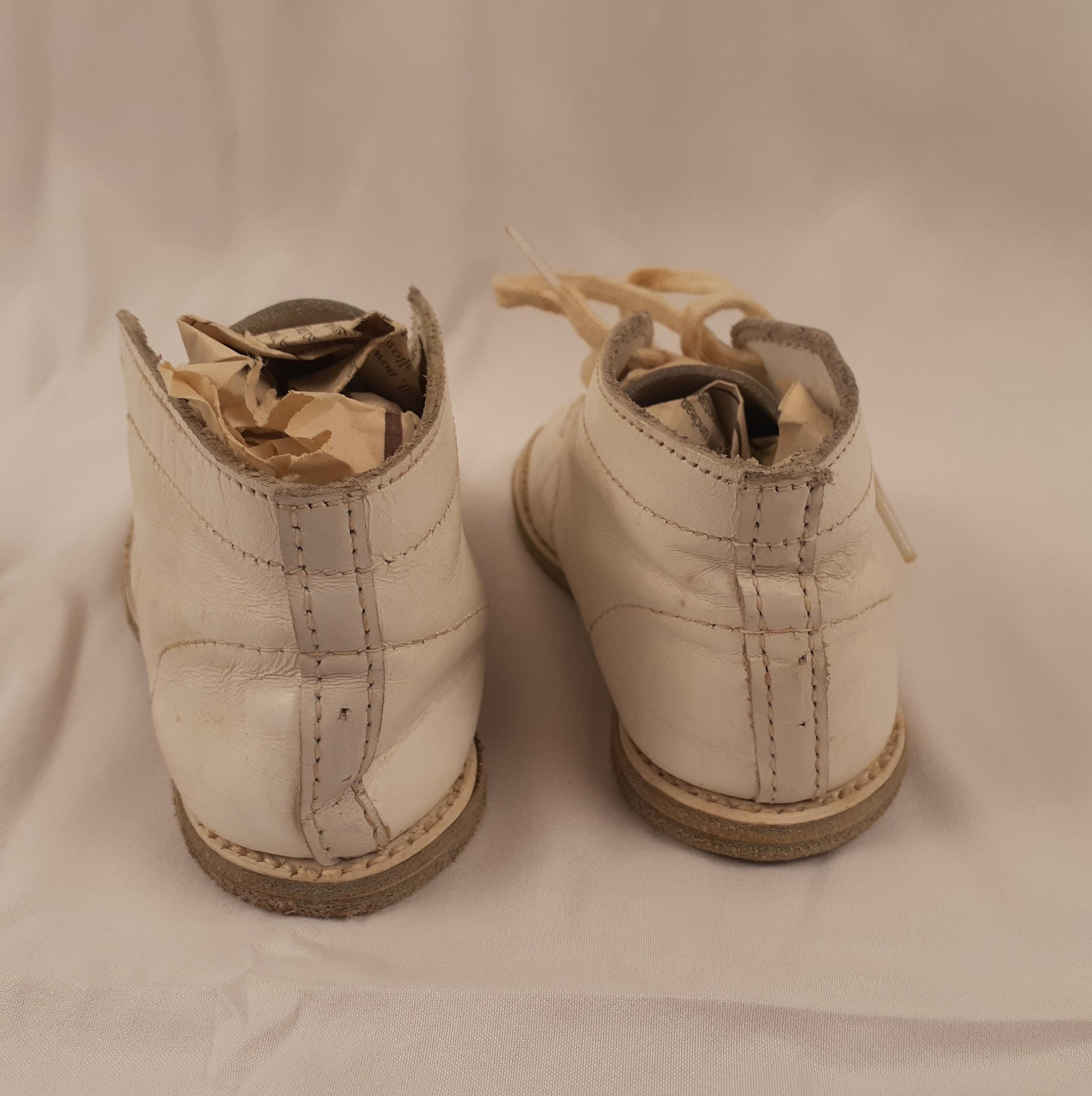 Vintage White Leather step Master Toddler Shoes - Etsy