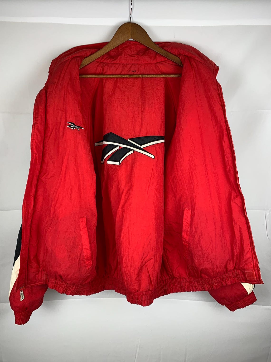 Vintage Reversible Wisconsin Badgers Jacket by Reebok, Size XL - Etsy