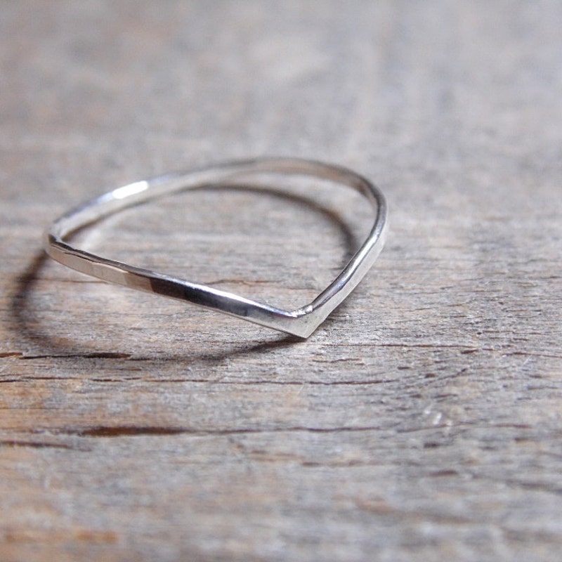 Chevron Ring - Etsy