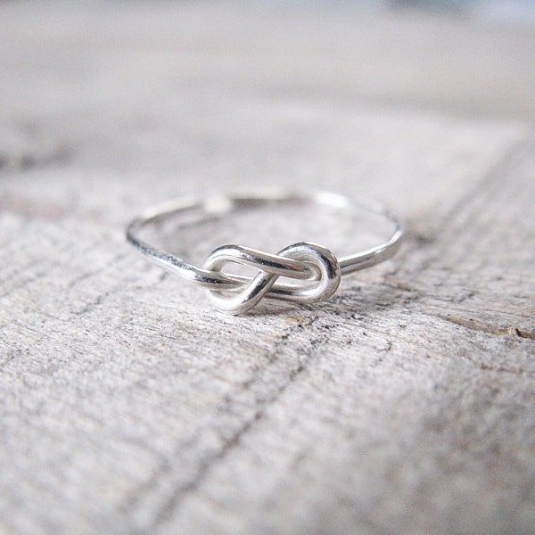 Infinity Knot Ring - Etsy