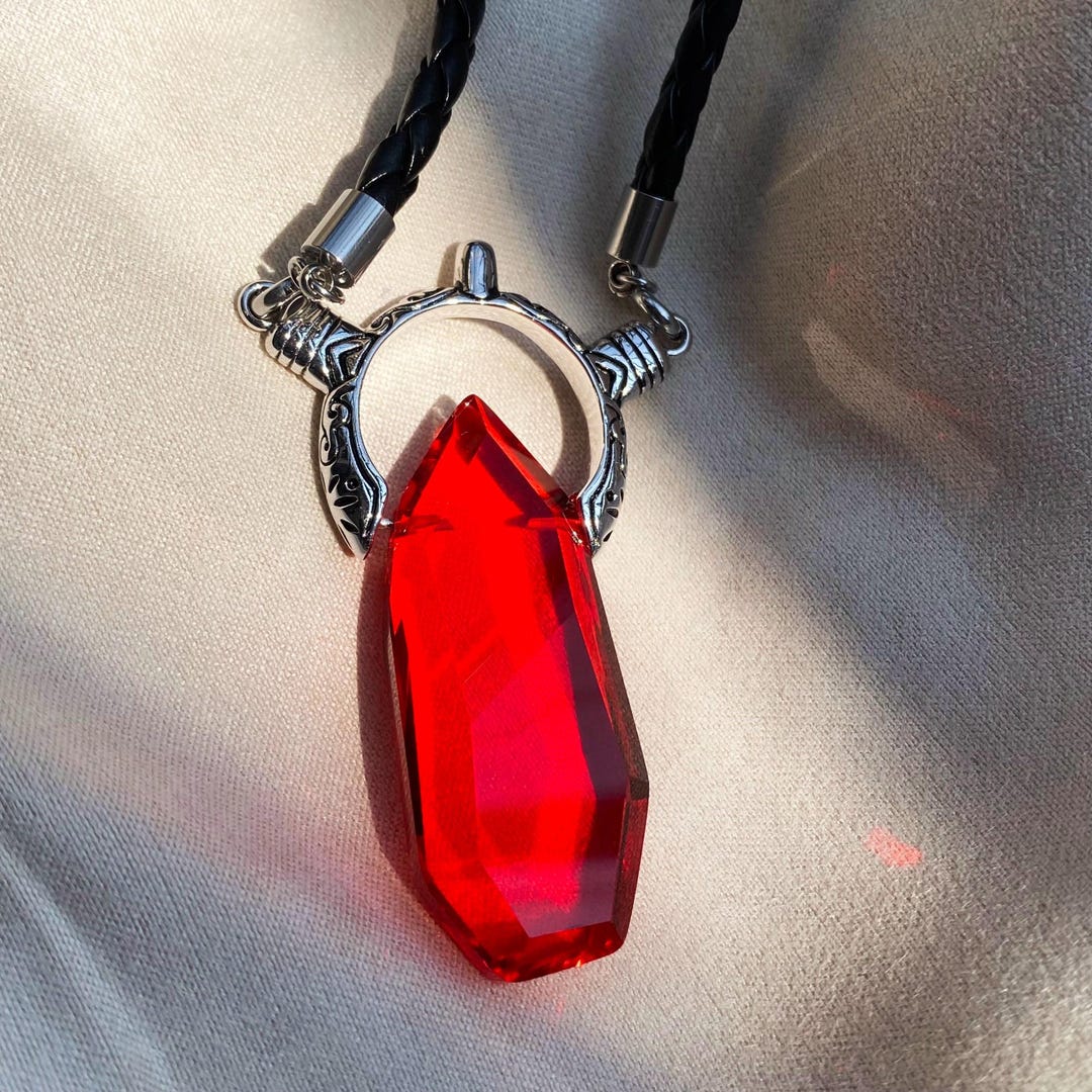 Devil May Cry Dante Necklace: DMC Cosplay Jewelry - Etsy