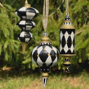 Ornament Set of 3 Solid Wood Finial, Hand Painted, Black and White ...