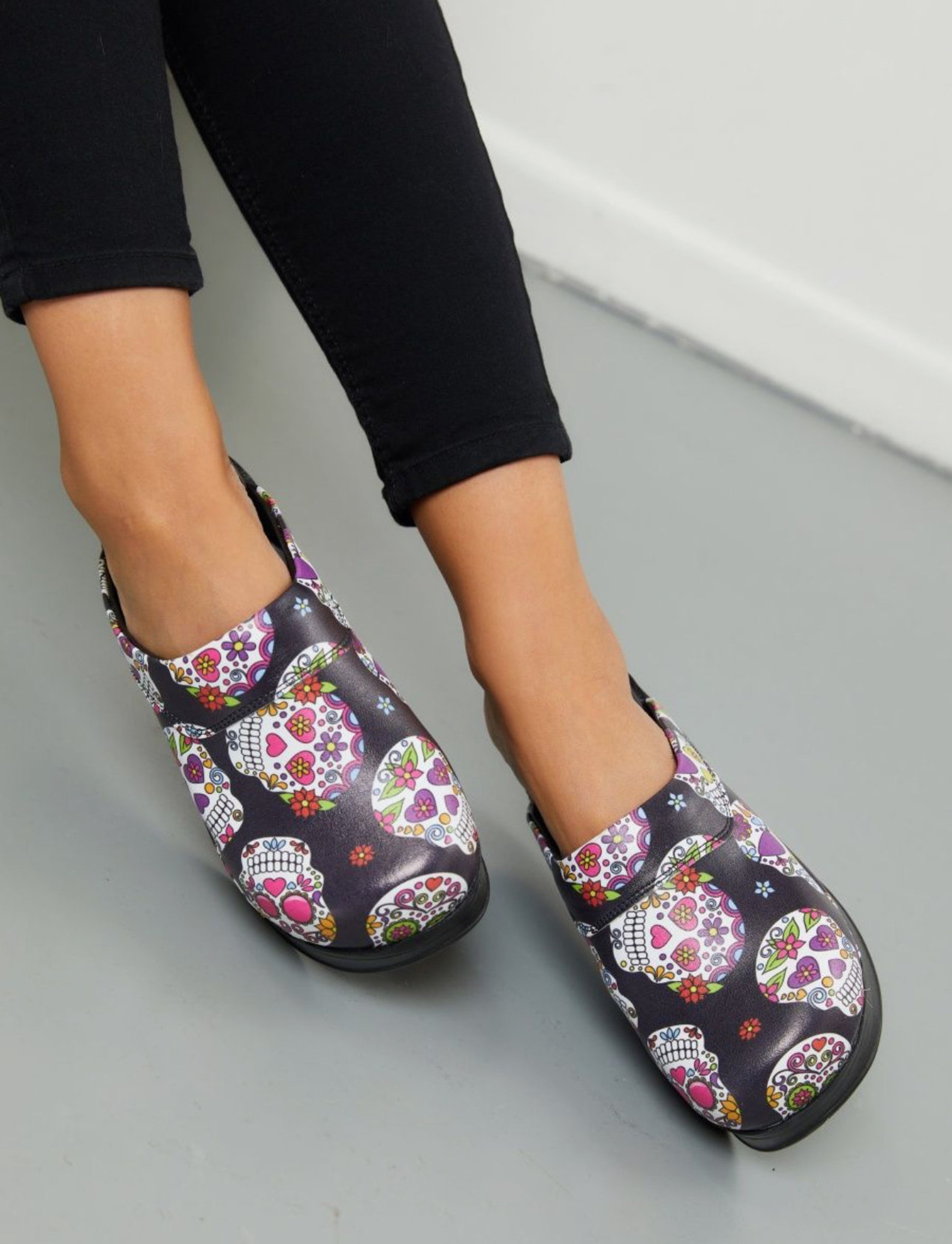 Colorful Skull Pattern Super Comfy Women's Clogs - Etsy