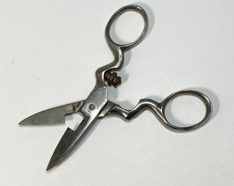 Scissors Button - Etsy