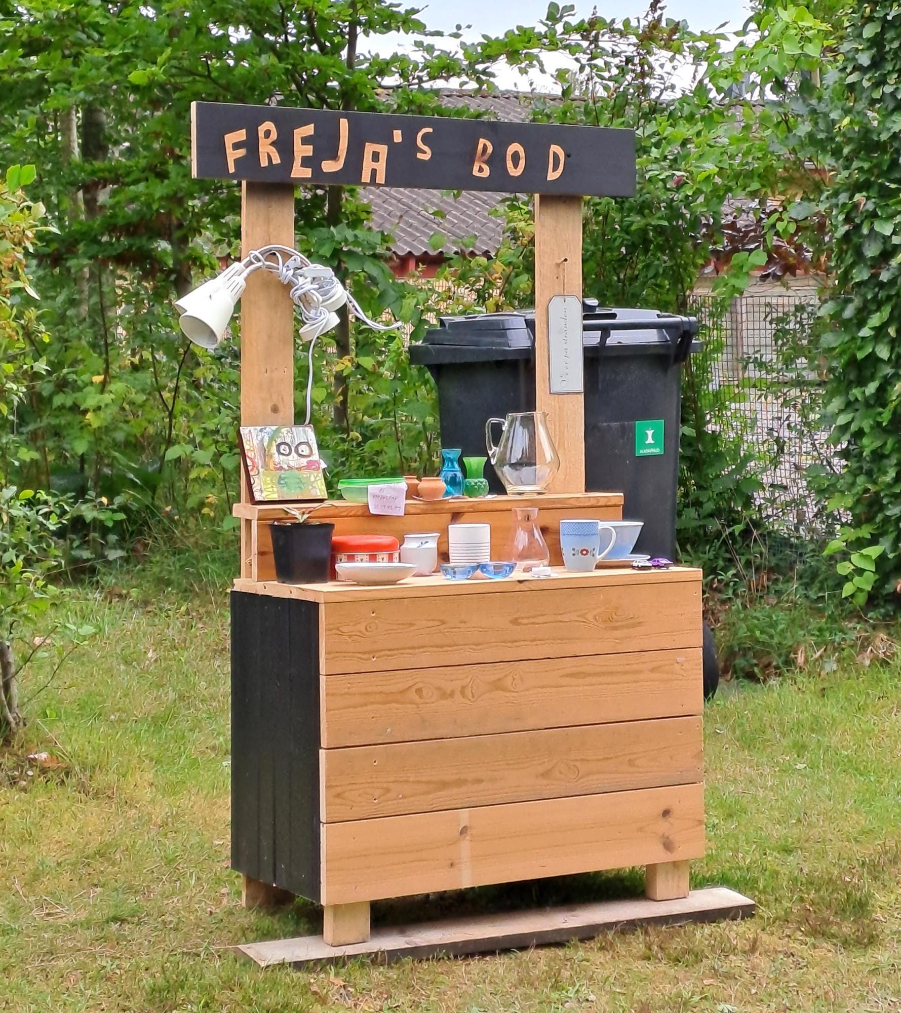 DIY Lemonade Stand Plans: Beginner Woodworking Project (digital ...