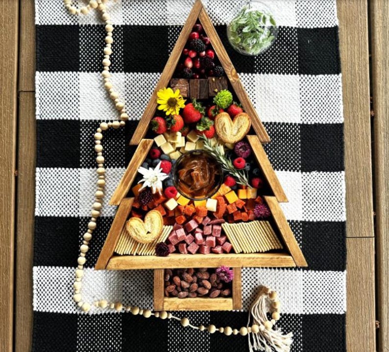 Wooden Christmas Tree Decor, Food Tray DIY Plans, Food Serving Plan ...