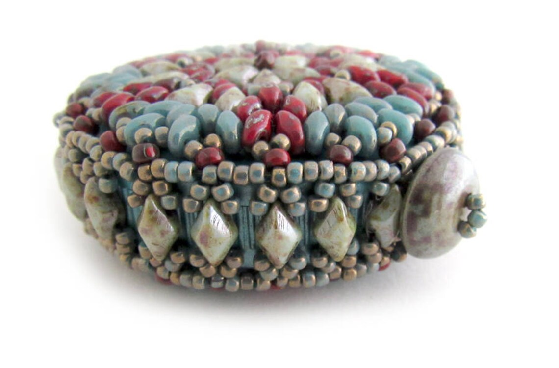 Gemduo or Diamondduo Beaded Tape Measure Cover Tutorial by Carole Ohl ...
