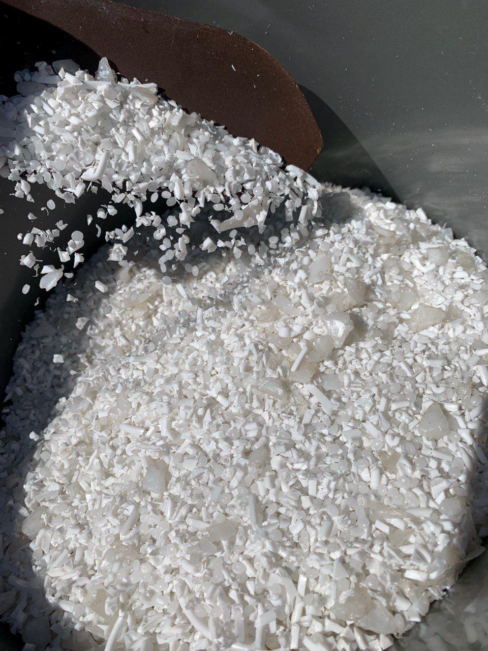 Shredded Recycled HDPE Plastic for DIY Projects, High-density ...