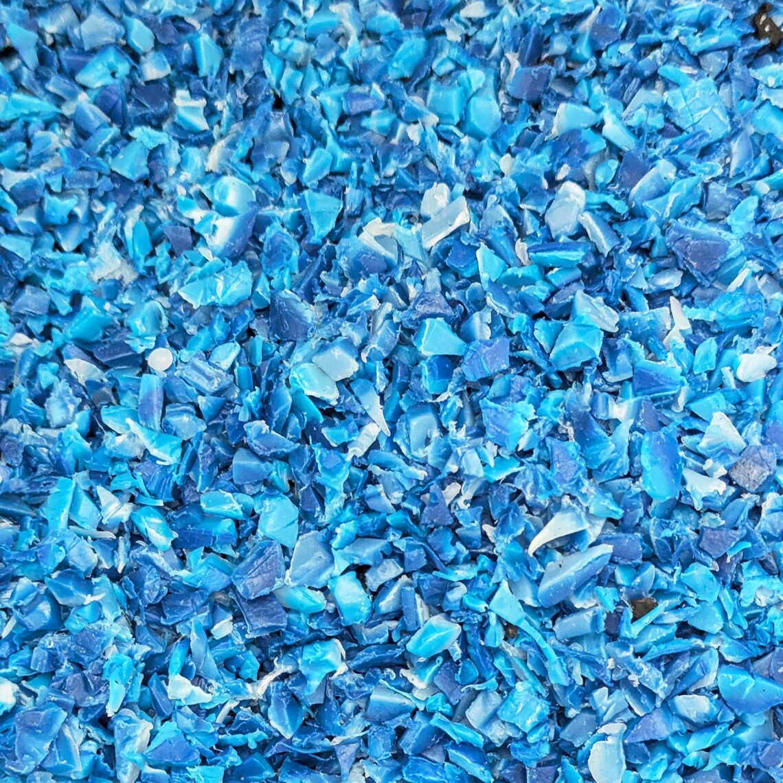 Shredded Recycled HDPE Plastic for DIY Projects, High-density ...