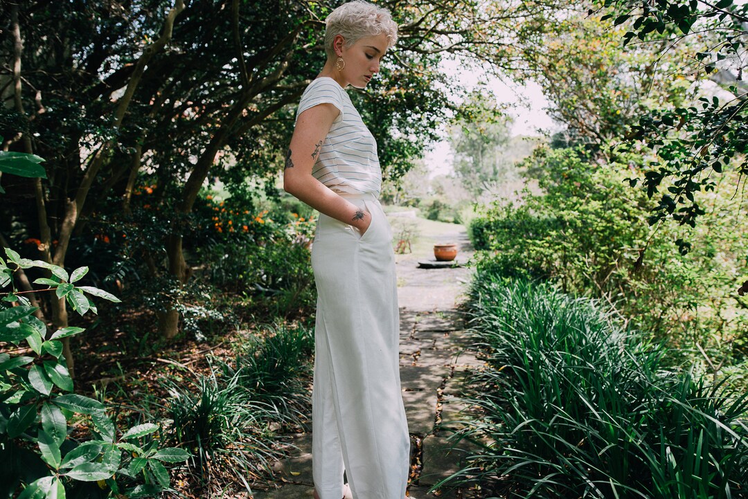 SALE - Signal and Cue' Wide-leg Trousers in Alabaster - Etsy