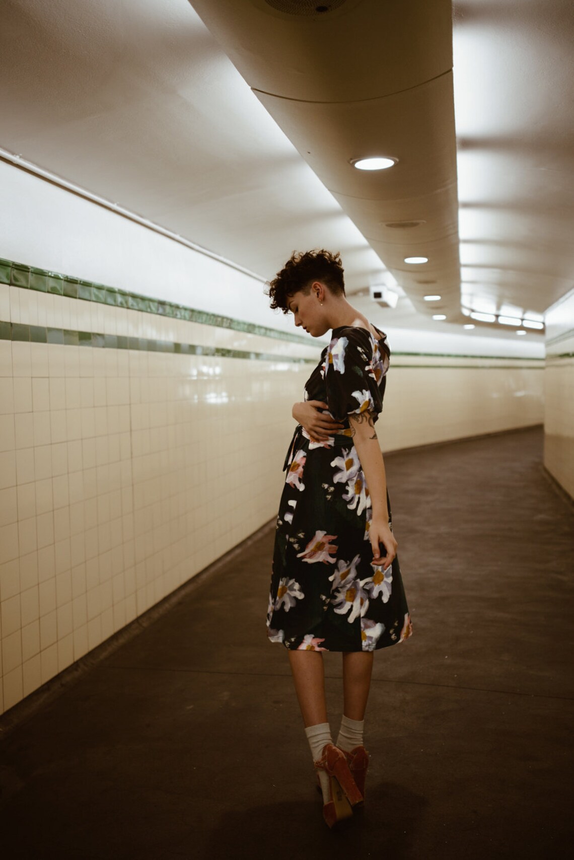 SALE - Mood Indigo Puff Sleeve Dress in Winter Fleur Viscose Crepe - Etsy