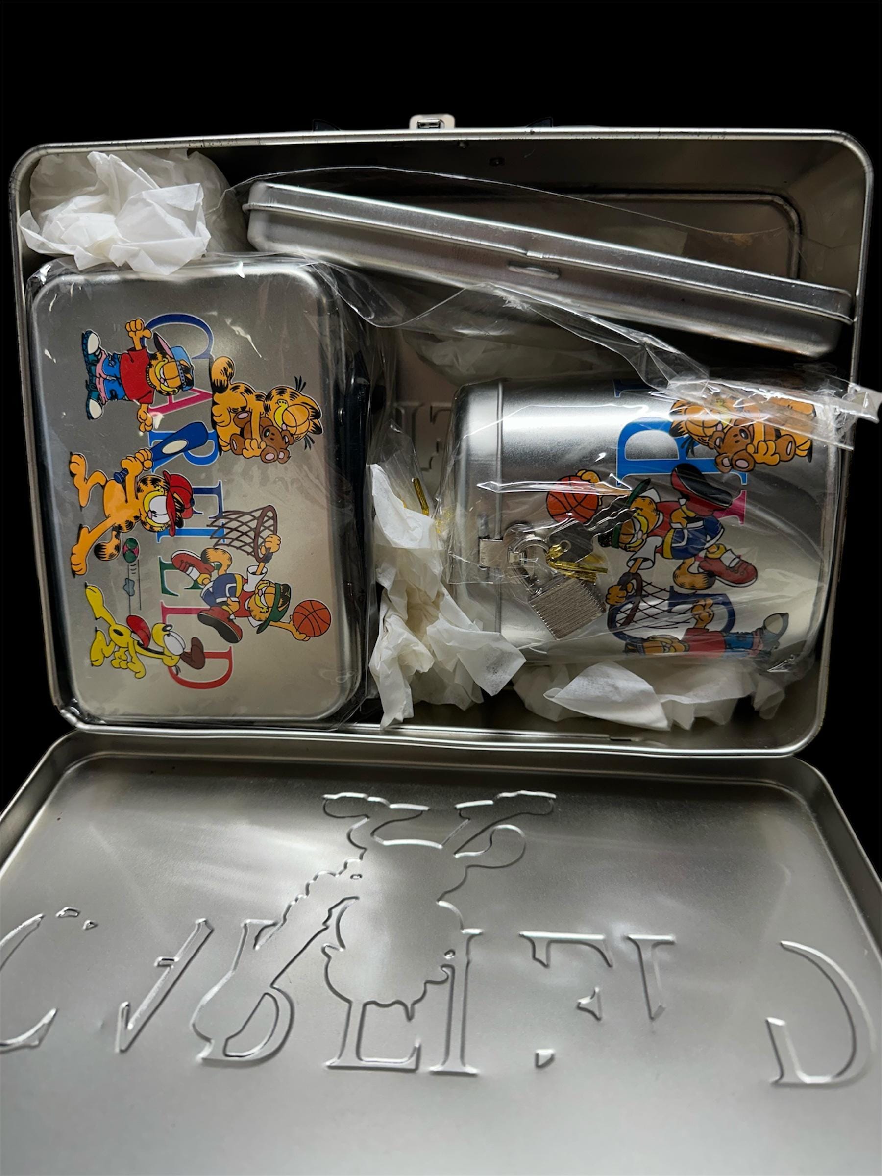 Vintage Garfield Metal Box With Accessories - Etsy