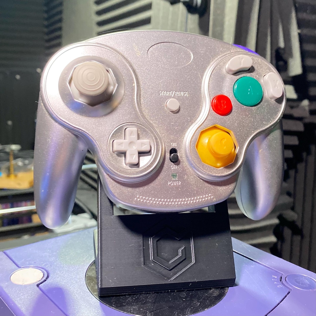 Nintendo Gamecube Wavebird Controller Stand Engraved Logo OEM 3rd Party ...