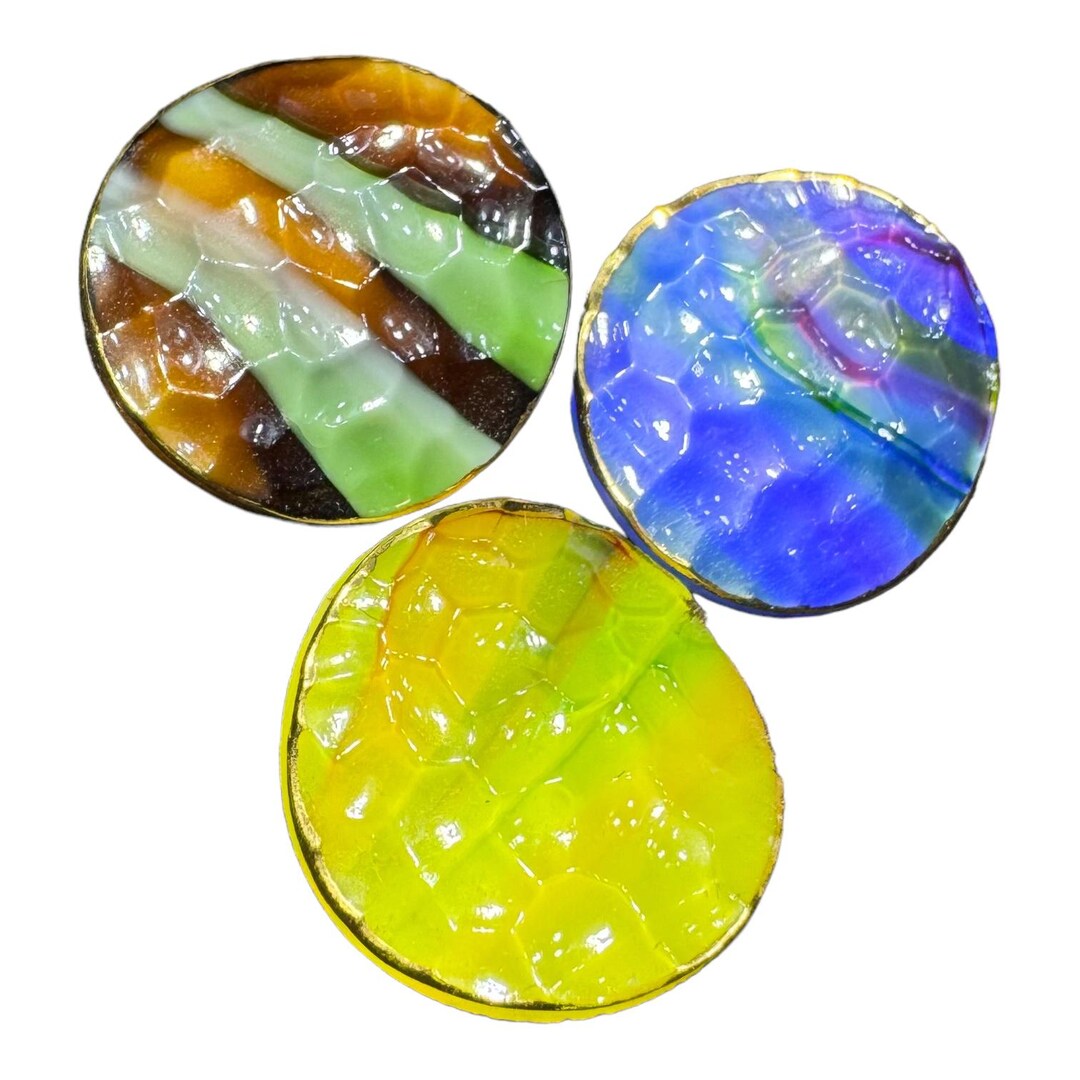 Buttons Vintage - 3 Glass Buttons - Etsy