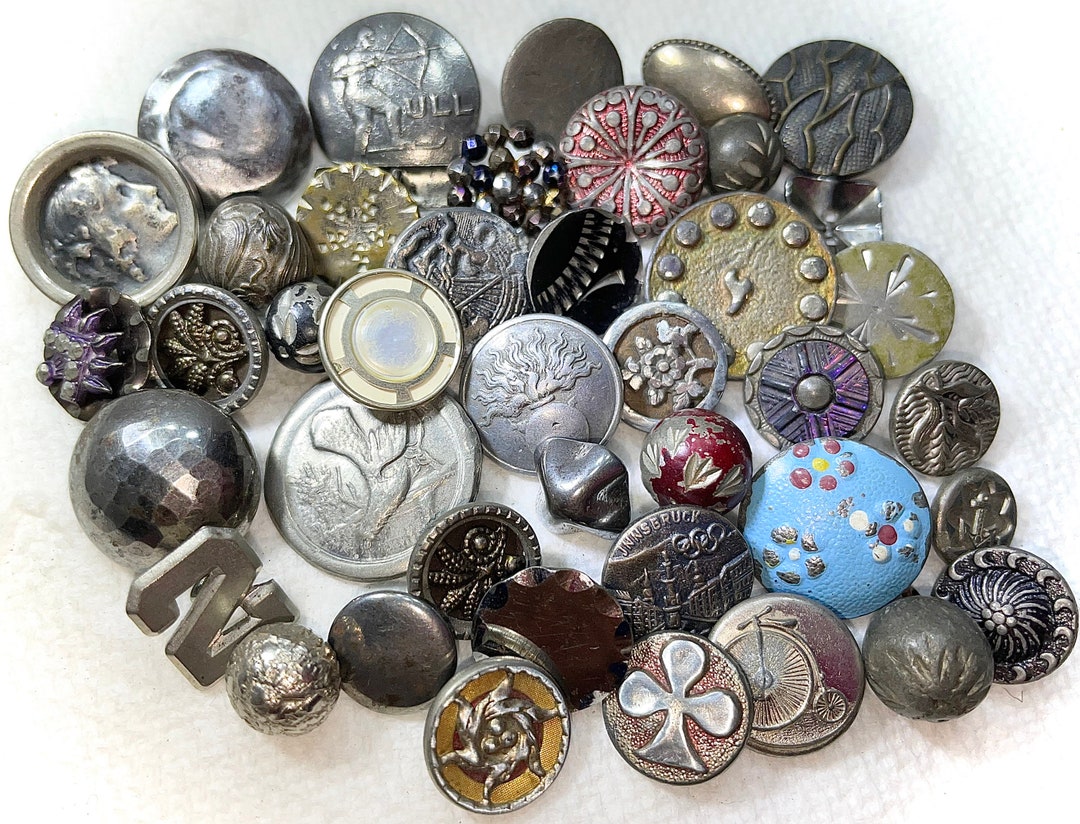 Antique Buttons 42 Metal Buttons, Pictures, Painted, Steel Cup & More ...