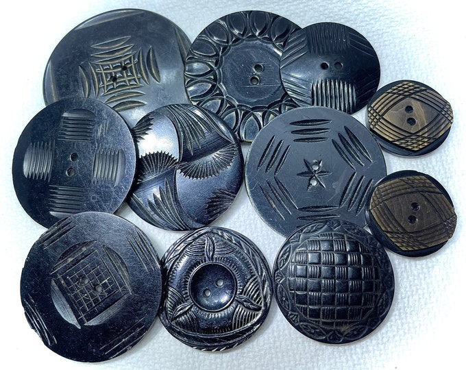 Antique Buttons 36 Pearl Buttons - Etsy