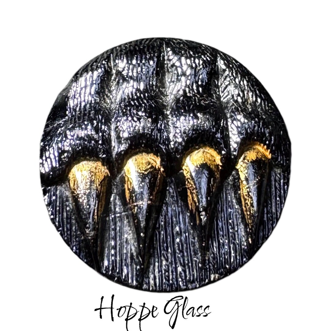 Button Antique Bear Claw, Pictorial, Gun Metal and Gold Luster, Black ...