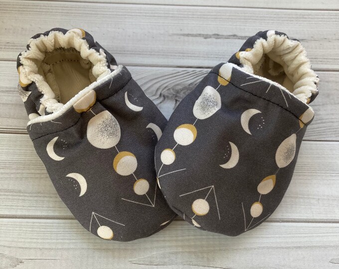Moon Phase Baby Shoes, Crib Shoes, Baby Moccasins, Baby Shower Gift ...