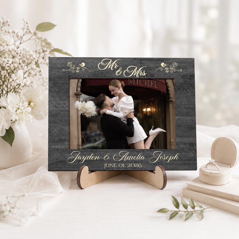 Personalized Wedding Picture Frame, Engraved Mr and Mrs Photo Frame ...