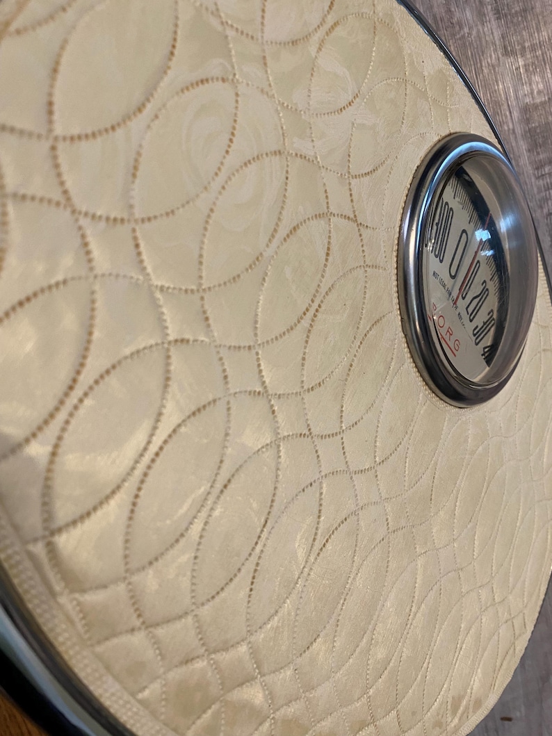 Vintage Borg Oval Bathroom Scale Made in USA - Etsy