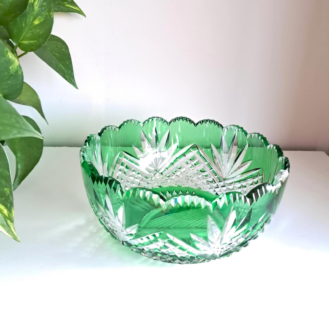 Emerald Green Crystal Bowl – Belfast Crystal - Cut to Clear – Northern ...