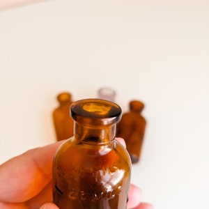Antique Apothecary Jars 1920s 1930s Medicine Bottle Amber Lavender ...