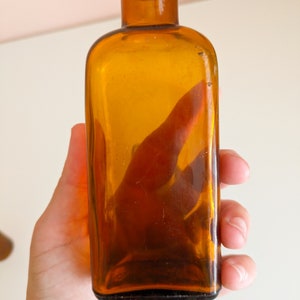 Antique Apothecary Jars 1920s 1930s Medicine Bottle Amber Lavender ...