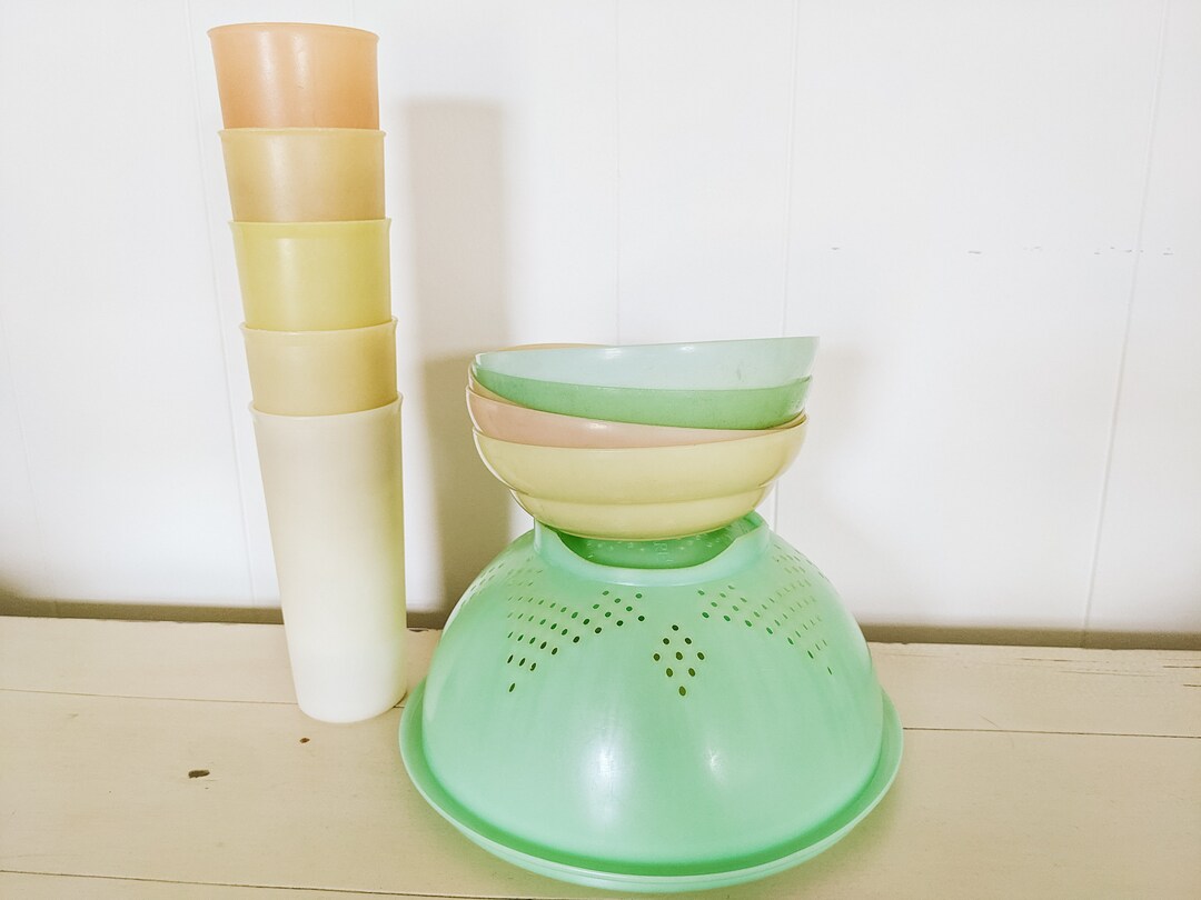 Vintage Tupperware Cups Bowls and Colander Pastels Jadeite Retro 1960s ...