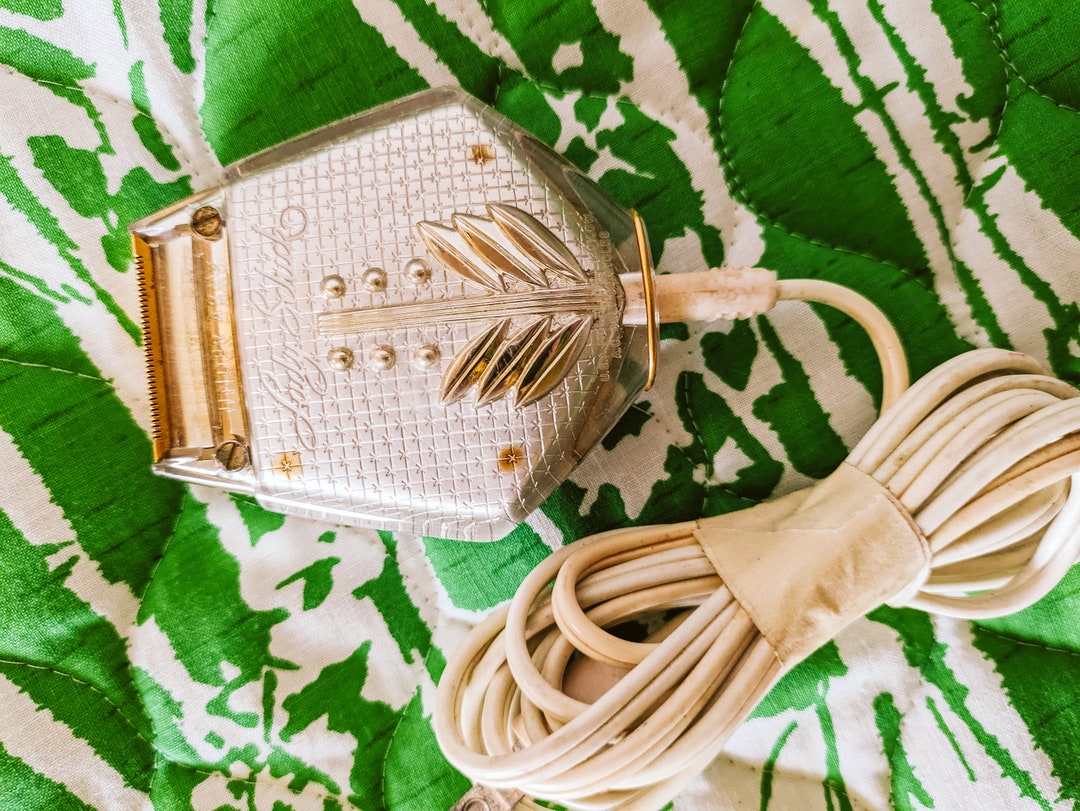 Lady Shick Electric Razor Vintage Shaver Plugin 1950s 1960s Gold Metal ...