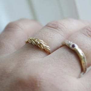 14K Gold Succulent Ring , Unique Botanical Jewelry , Minimalist Gold ...