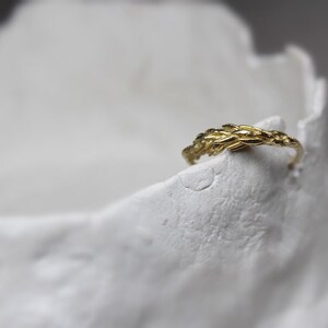 14K Gold Succulent Ring , Unique Botanical Jewelry , Minimalist Gold ...