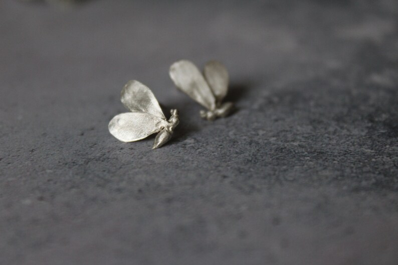 Bee stud earrings Sterling silver Insect earring Animal | Etsy