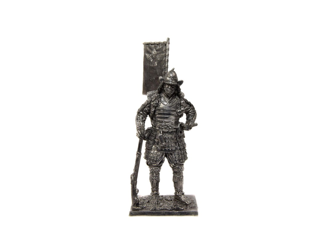 JAPANESE Samurai WARRIOR Medieval JAPAN 1/32” Metal Tin Figure Tin Toy ...