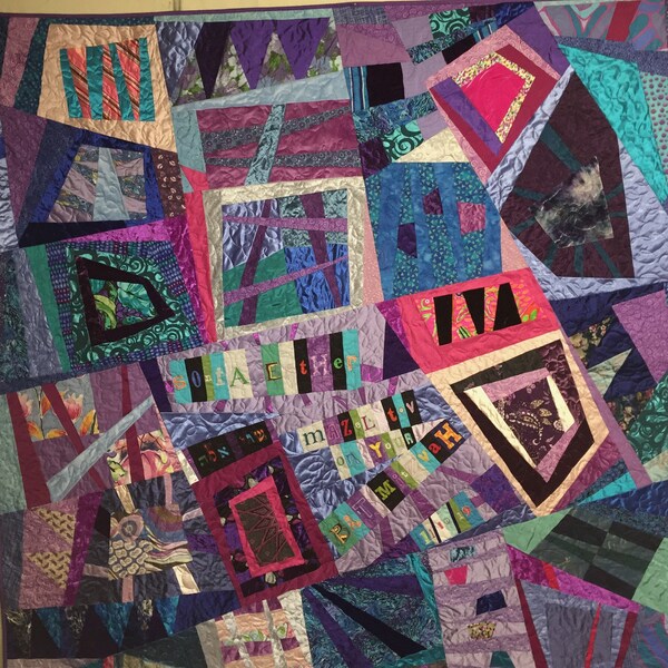 Traditional Quilt - Etsy