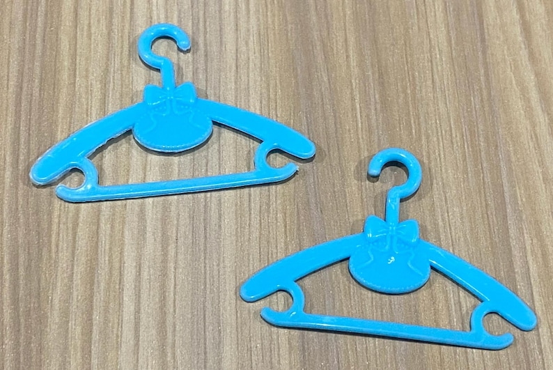 50pcs. Mix Lot Hangers for Fashion Dolls - Etsy