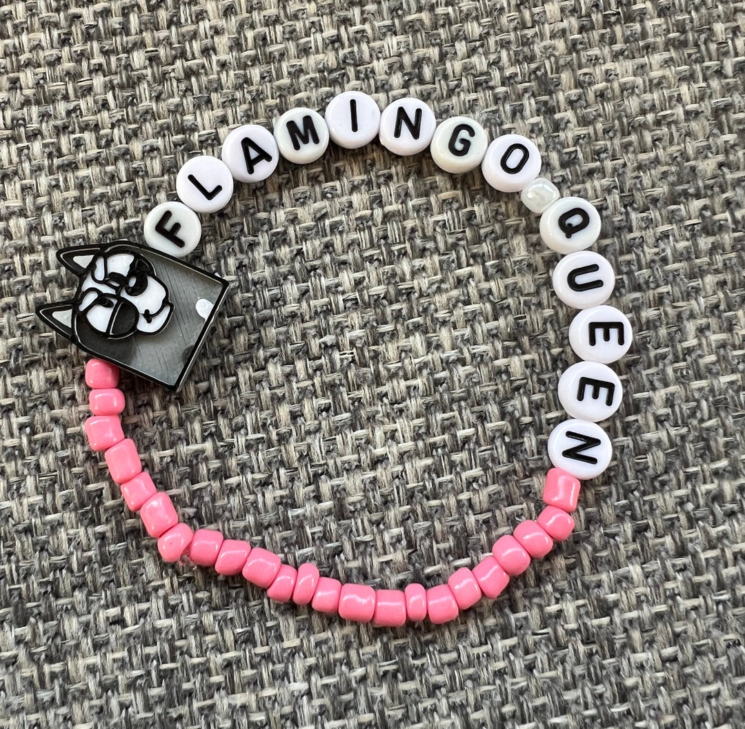 Bluey Muffin Flamingo Queen Bead Bracelet 7 Inches - Etsy