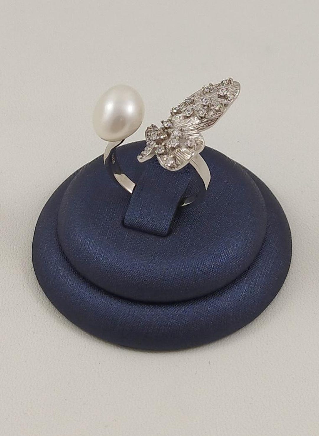 Silk Effect Leather Ring Display - Jewelry Holder Stand - Etsy