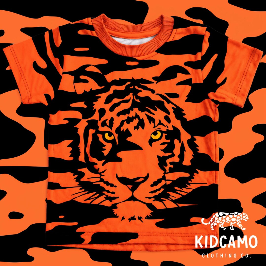 Bold Tiger Face and Tiger Stripes T-shirt Black and Orange Animal Print ...