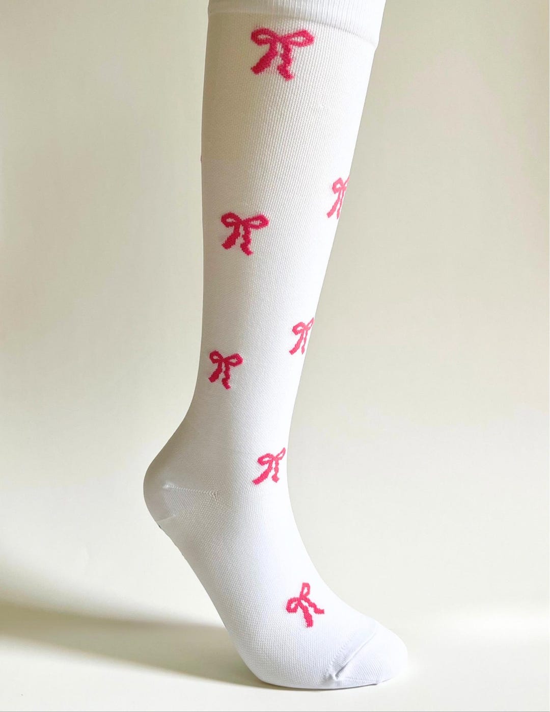 The Shea Sock – Cute Compression Socks| White With Pink Bows | 15-20 ...