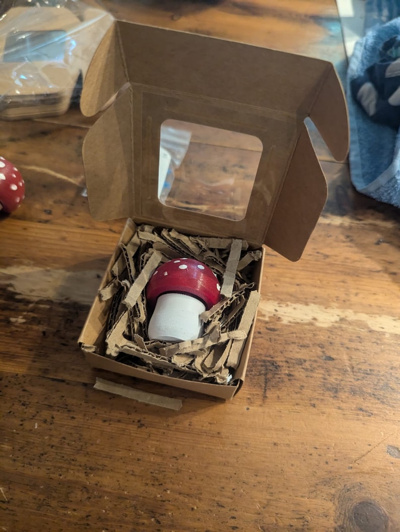 Cute Mushroom Fidget Clicker Keyring, Satisfying Click, Portable ...